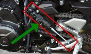 How To Safely Clutchless, Power & Quick Shift A Motorcycle